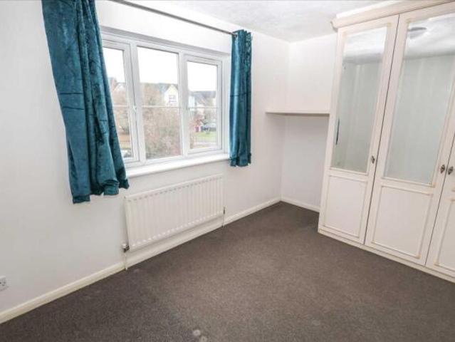 2 bedroom semi detached house for sale in Richards Way, Cippenham, SL1