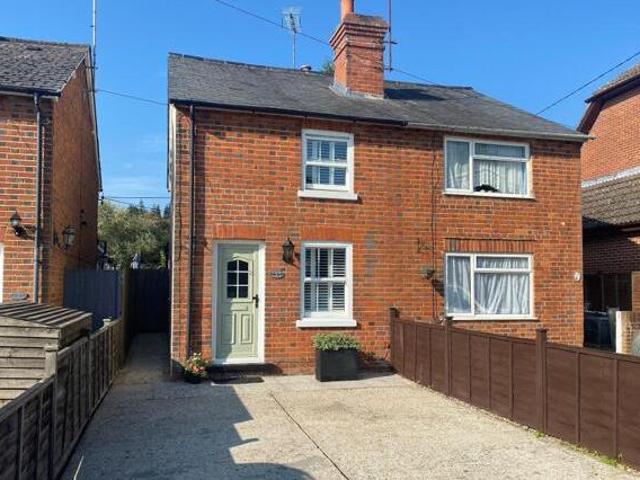 2 Bedroom Semi detached House For Sale In Riseley, Reading