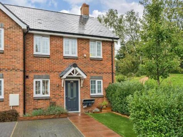 2 Bedroom Semi detached House For Sale In Rowland´s Castle
