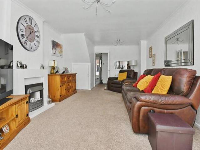 2 bedroom semi detached house for sale in Rowley Road, Whitnash, Leamington Spa, CV31