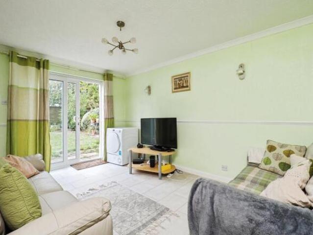 2 bedroom semi detached house for sale in Rushy Close, Nottingham, Nottinghamshire, NG8