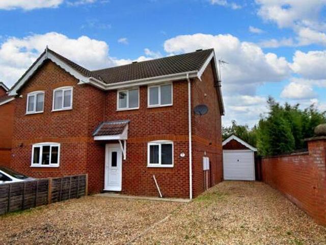 2 Bedroom Semi detached House For Sale In Ruskington, Sleaford