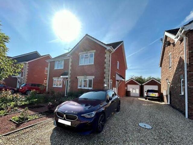2 Bedroom Semi detached House For Sale In Ruskington