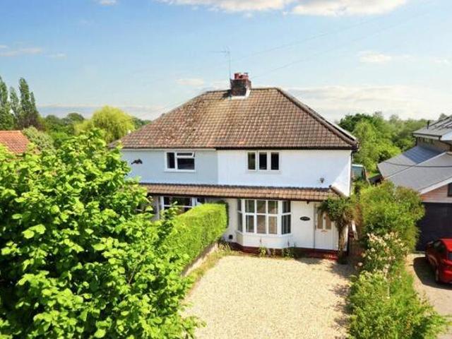 2 Bedroom Semi detached House For Sale In School Lane, Ufford