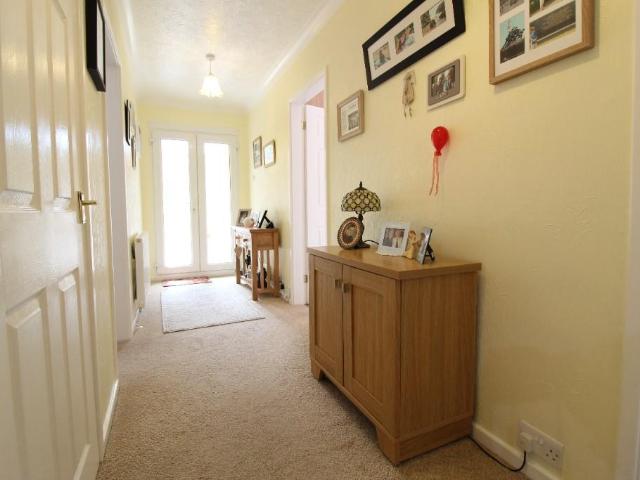 2 bedroom semi detached house for sale in Saltshouse Road, Sutton, Hull, East Riding Of Yorkshire, HU8