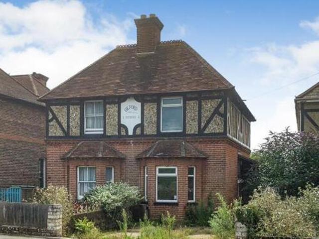 2 Bedroom Semi detached House For Sale In Seaview, Isle Of Wight