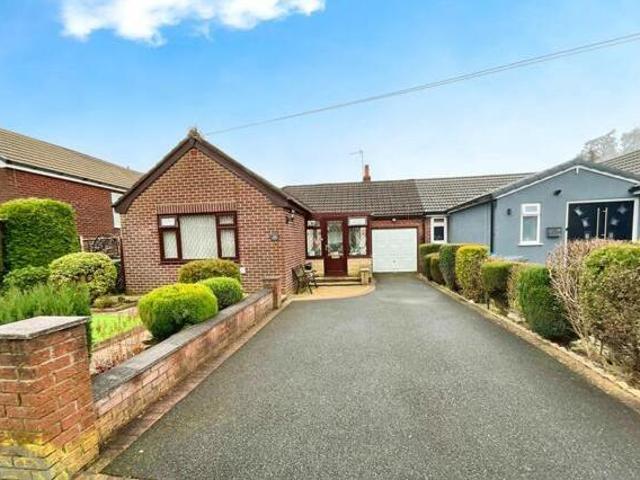 2 Bedroom Semi detached House For Sale In Shaw