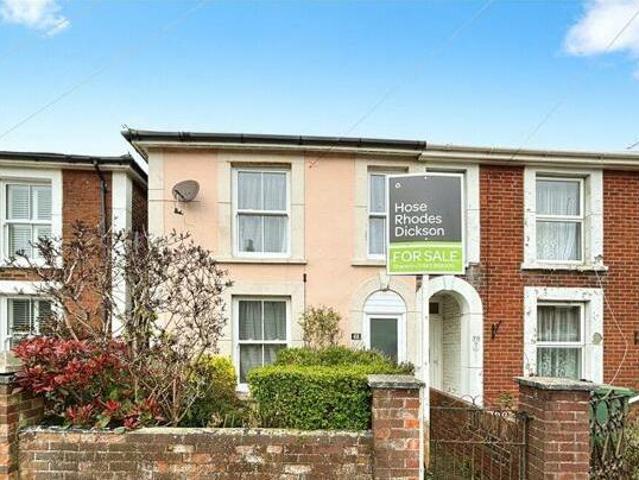 2 Bedroom Semi detached House For Sale In Shanklin