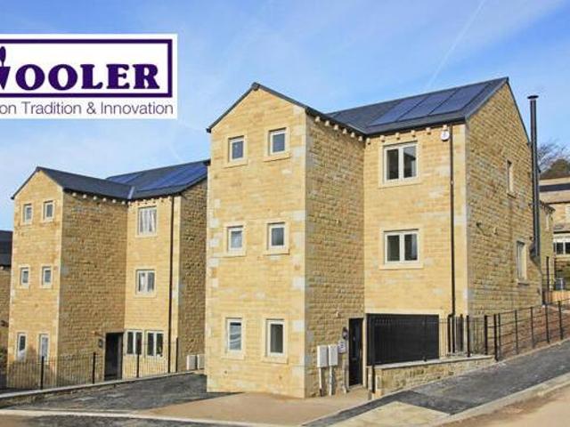 2 Bedroom Semi detached House For Sale In Shires Lane, Embsay