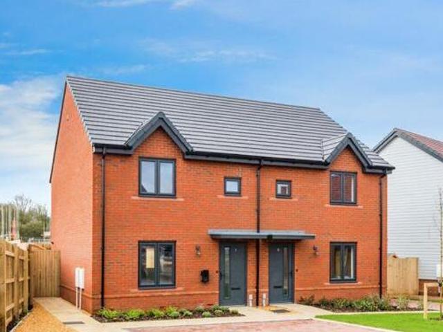 2 Bedroom Semi detached House For Sale In Shrivenham