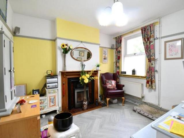 2 bedroom semi detached house for sale in Silverdale Street, Kempston, Bedford, MK42