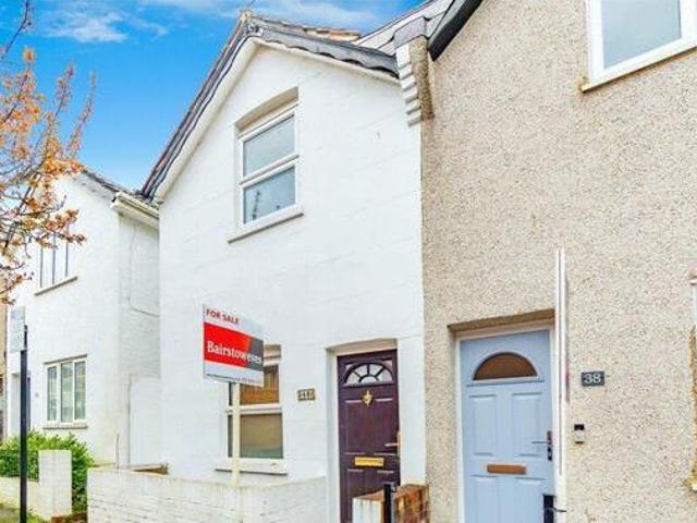 2 Bedroom Semi detached House For Sale In South Croydon