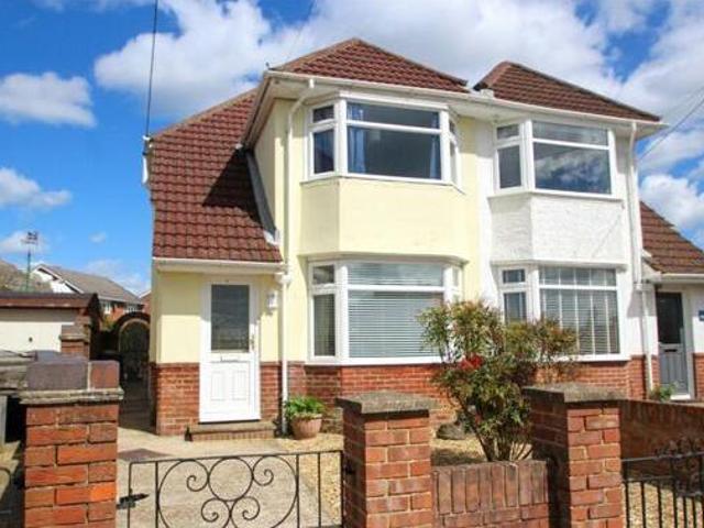 2 Bedroom Semi detached House For Sale In Southampton, Hampshire
