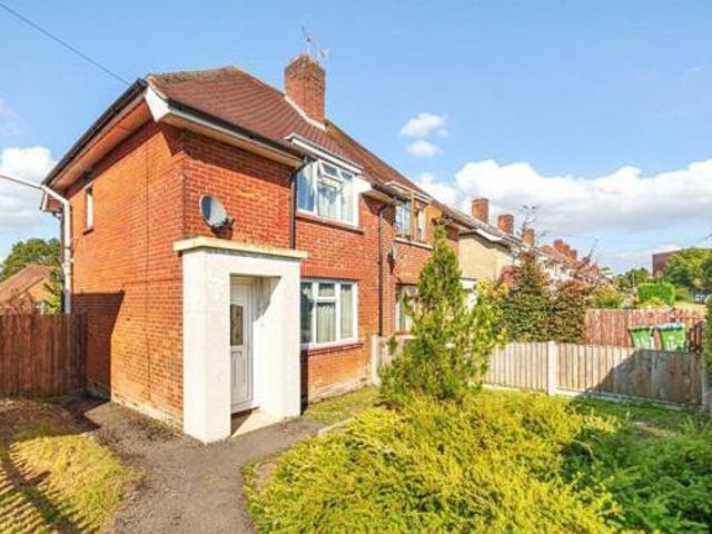 2 Bedroom Semi detached House For Sale In Southampton, Hampshire