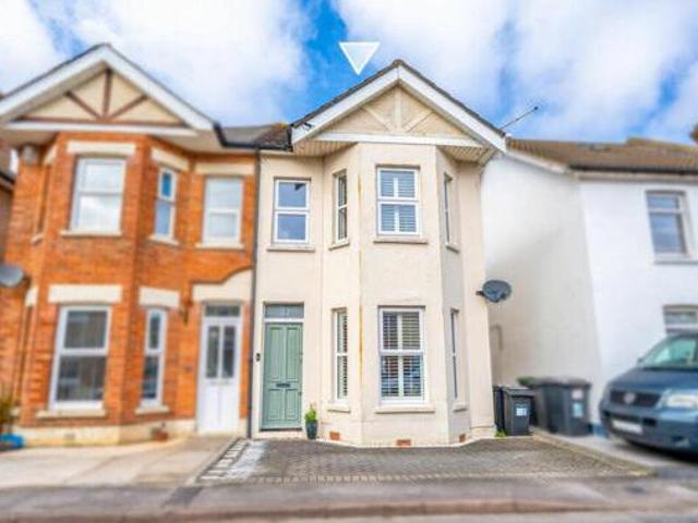 2 Bedroom Semi detached House For Sale In Southbourne, Dorset