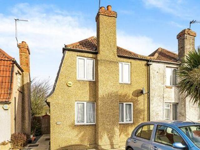 2 Bedroom Semi detached House For Sale In Slough