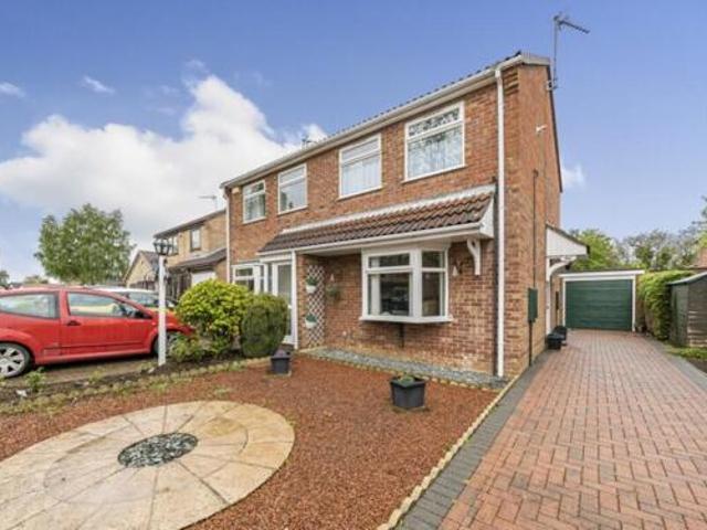 2 Bedroom Semi detached House For Sale In Sleaford, Lincolnshire