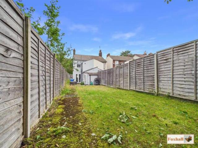 2 bedroom semi detached house for sale in Spring Road, Ipswich, IP4