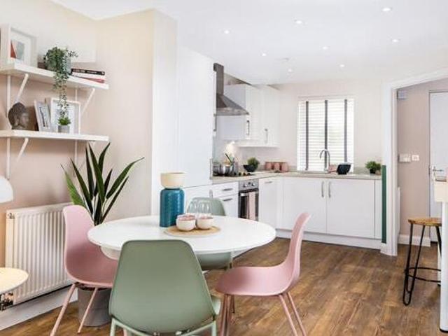 2 Bedroom Semi detached House For Sale In Swindon, Wiltshire