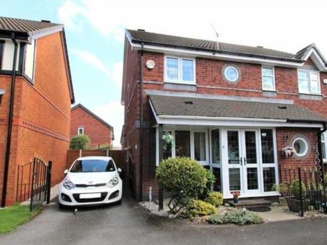 2 Bedroom Semi detached House For Sale In Swinton, Manchester