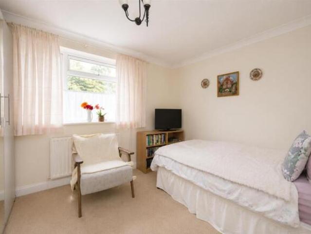 2 bedroom semi detached house for sale in St Albans, AL1