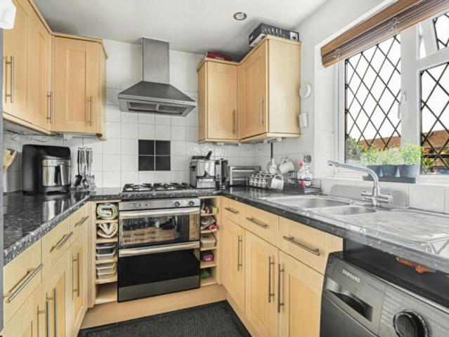 2 bedroom semi detached house for sale in St. Clements Close, Lower Earley, RG6