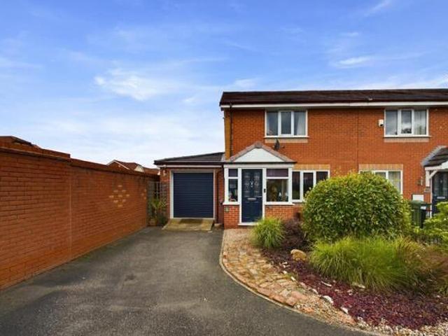 2 Bedroom Semi detached House For Sale In St. Helens