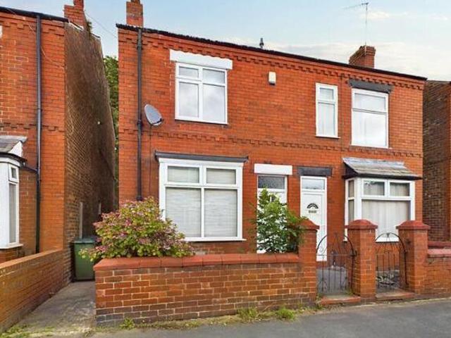 2 Bedroom Semi detached House For Sale In Stockport, Cheshire