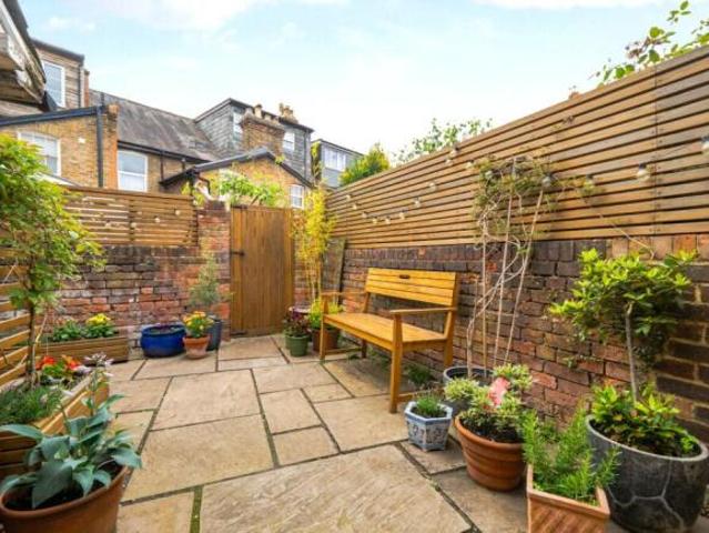 2 bedroom semi detached house for sale in Stoke Fields, Guildford, Surrey, GU1