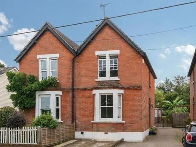 2 Bedroom Semi detached House For Sale In Storrington