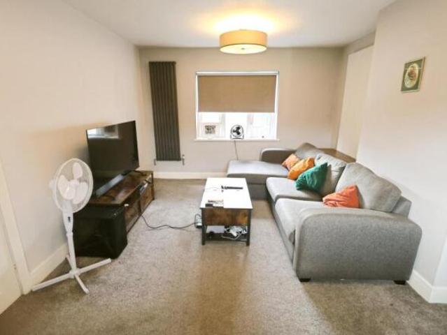 2 bedroom semi detached house for sale in Stamford Road, Blacon, Chester, CH1