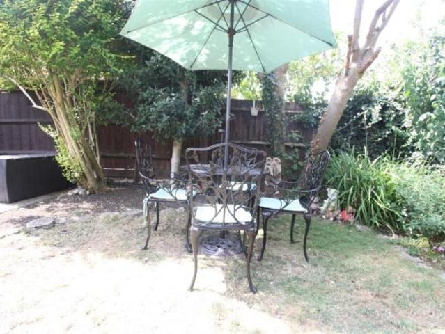 2 bedroom semi detached house for sale in Staple Hall Road, Bletchley, Milton Keynes, MK1