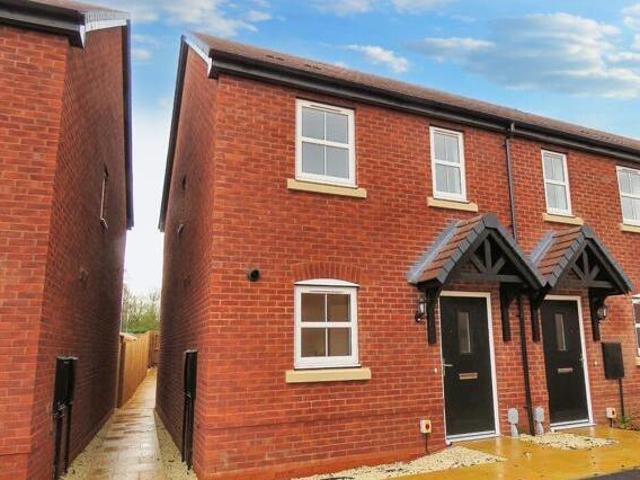 2 Bedroom Semi detached House For Sale In Stratford upon avon, Warwickshire