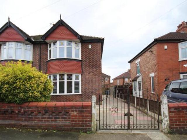 2 Bedroom Semi detached House For Sale In Stretford