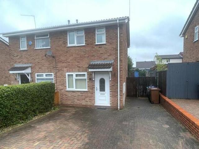 2 Bedroom Semi detached House For Sale In Stretton, Burton on trent