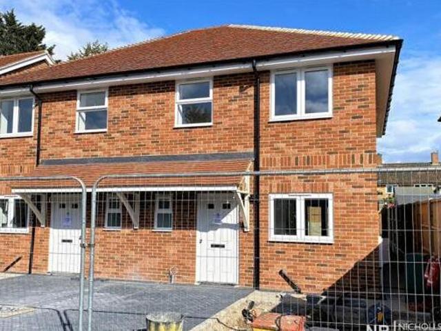 2 Bedroom Semi detached House For Sale In Surbiton