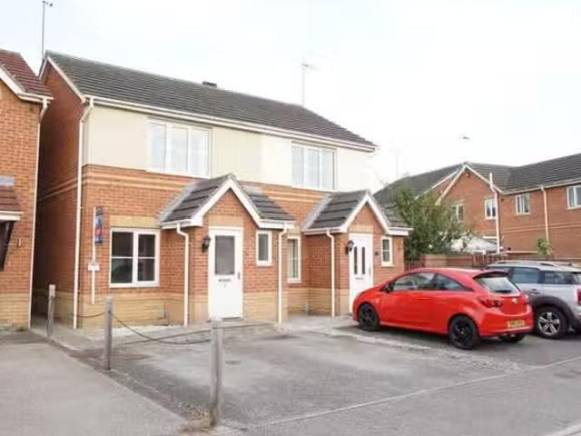 2 bedroom semi detached house for rent in 5 Templewaters, Bush.