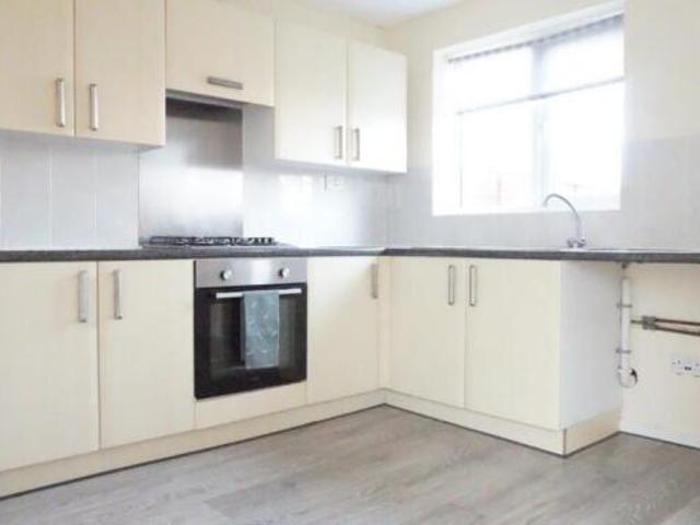 2 bedroom semi detached house for rent in 7 Birch Close, Maplewood Avenue, HU5 5YR, HU5