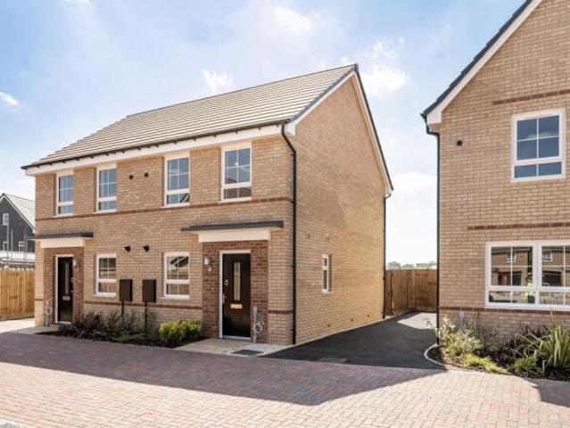 2 bedroom semi detached house for rent in 2 bedroom Semi Detached House in Southwold Drive, Hampton Beach, PE7