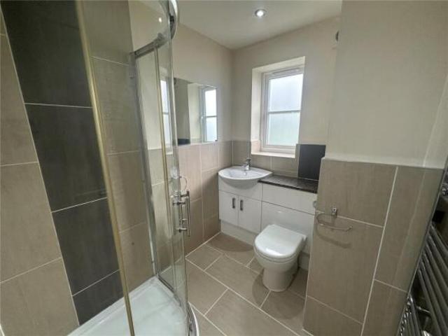 2 bedroom semi detached house for rent in Tettenhall Road, Wolverhampton, WV6