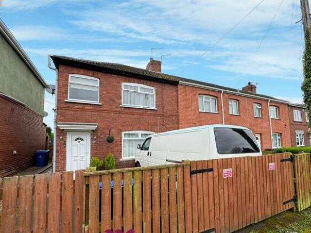 2 Bedroom Semi detached House For Rent In Thorne, Doncaster