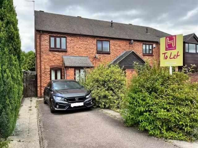 2 bedroom semi detached house for rent in The Furrows, Southam.