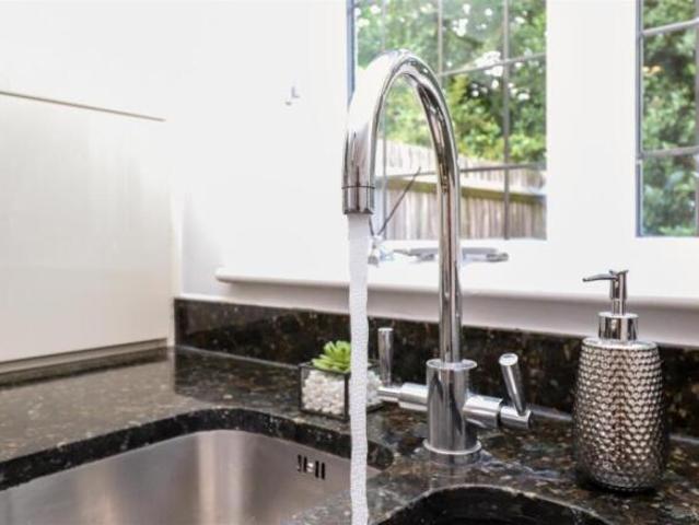 2 bedroom semi detached house for rent in The Moor, Hawkhurst, Cranbrook, TN18