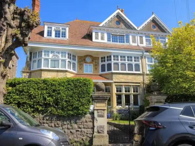 2 bedroom semi detached house for rent in Trewartha Park, West.