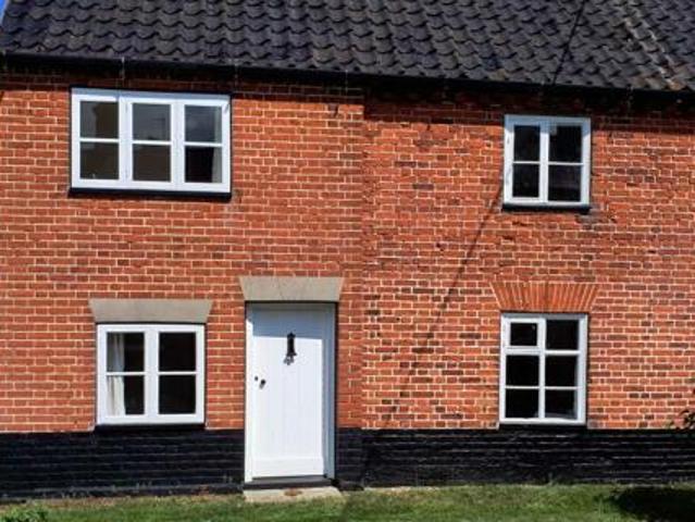 2 Bedroom Semi detached House For Rent In Wenhaston, Suffolk