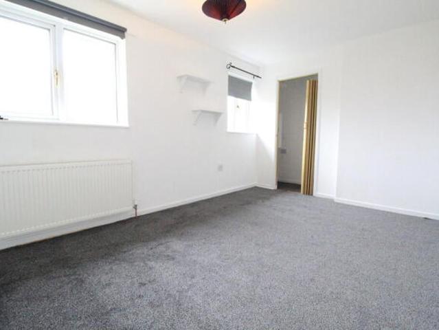 2 bedroom semi detached house for rent in Weetman Gardens, Top Valley, NG5