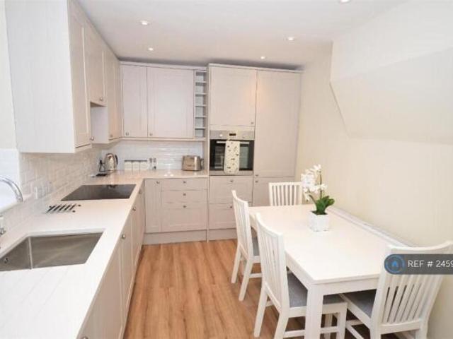2 bedroom semi detached house for rent in West Parade, Lincoln, LN1
