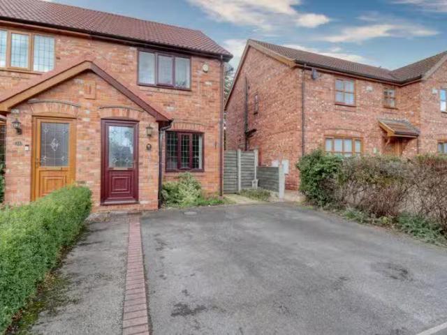 2 bedroom semi detached house for rent in Westwinds Gardens, W.