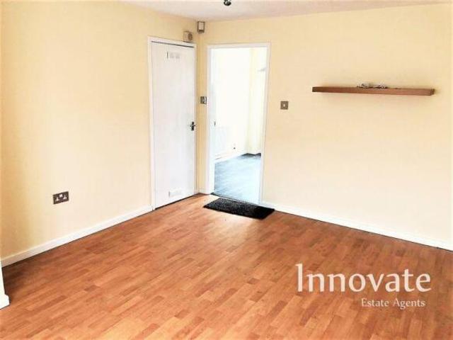 2 bedroom semi detached house for rent in Whisley Brook Lane, Birmingham, B28