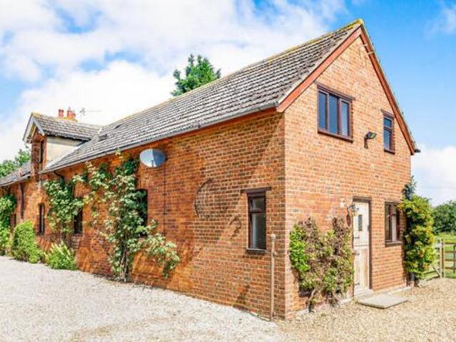 2 Bedroom Semi detached House For Rent In Wootton